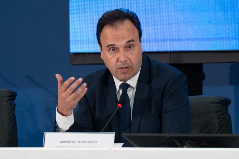 Οι πολίτες από αύριο μέσω του myinfo.gov.gr εκδίδουν Προσωπικό Αριθμό ...